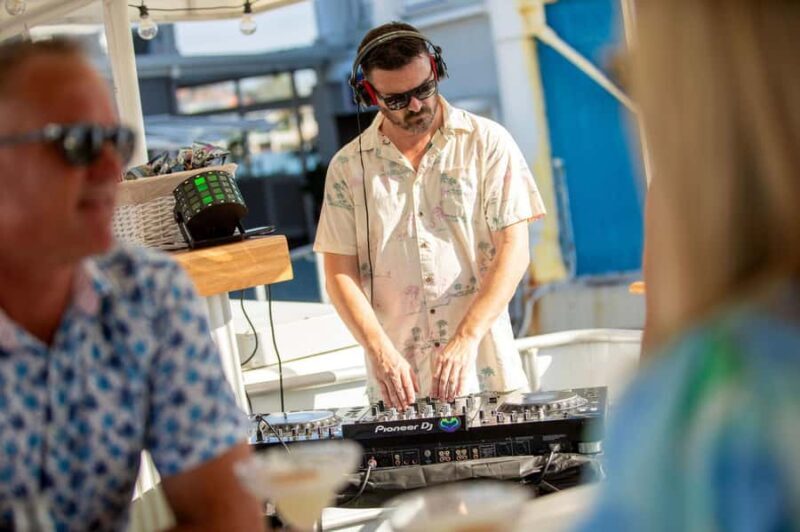 Mooloolaba: Sunday Sessions with DJ and Drinks - The Sum Up