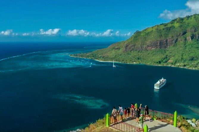 Moorea Cruise Ships: 4x4, Belvedere,Magic Mountain pineaple - Frequently Asked Questions