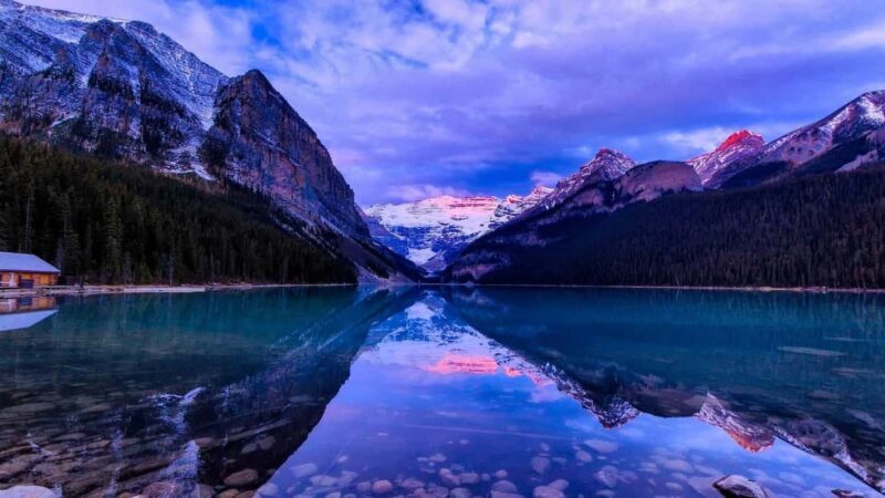 Moraine Lake 1.5hr & Lake Louise Shuttle from Canmore/Banff - Value for Money