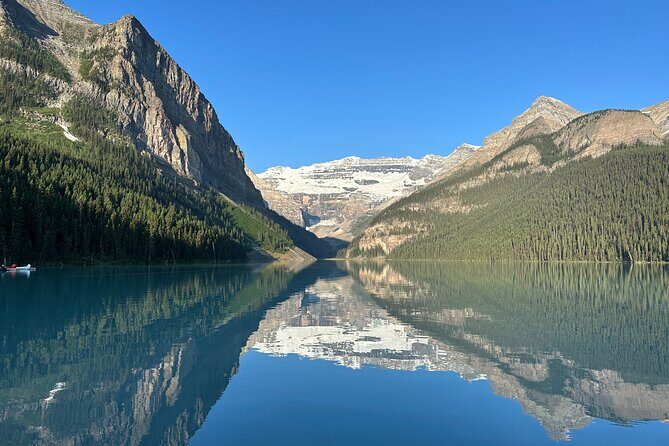 Moraine Lake and Lake Louise Sunrise Tour from Banff - Transportation and Logistics: Why They Matter