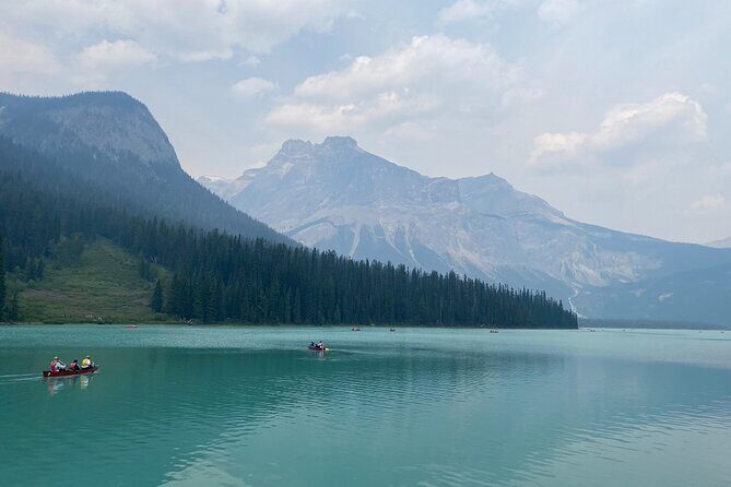 Moraine Lake, Lake Louise, Emerald& Peyto Lake 4 lakes from Banff - A Closer Look at the Itinerary