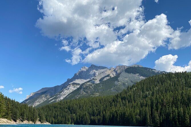 Moraine Lake & Louise & Banff Day Tour From Calgary-Canmore-Banff - FAQ