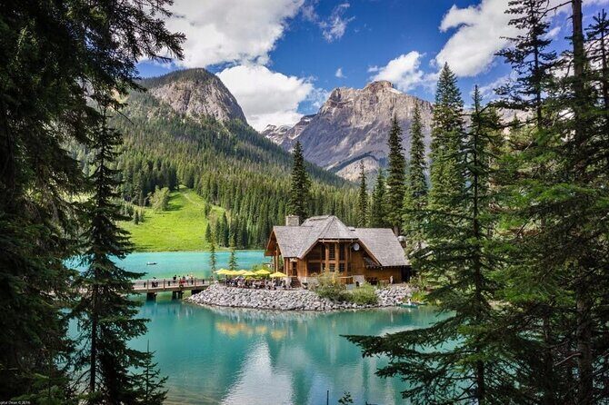Moraine Lake, Louise, Emerald Lake, Johnston Canyon, Banff Town - Who Is This Tour Best For?