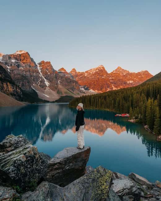 Moraine Lake Sunrise: Premium Tour from Canmore & Banff - The Intimate and Personalized Experience