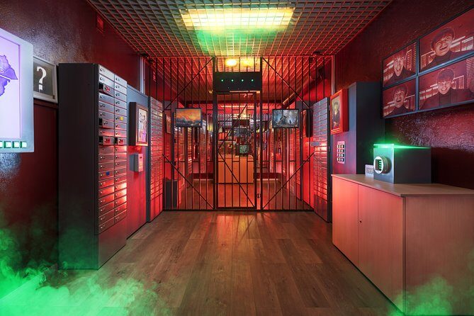 Moriarty's Phantom Trap Escape Game in Prague - The Experience’s Strengths and Considerations