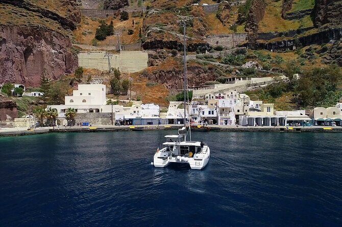 Morning Caldera Cruise with BBQ Meal and Drinks - FAQs