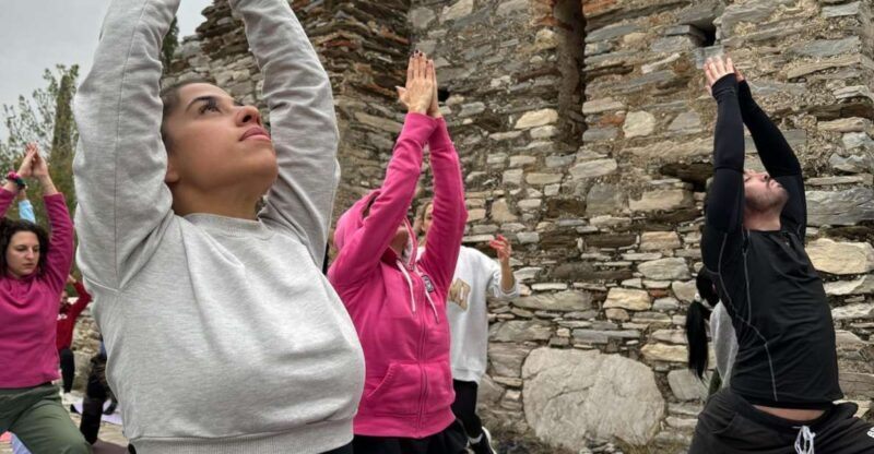 Morning Yoga & Hike in Santorini, Stillness & Local Vibes - What Makes This Tour Stand Out?