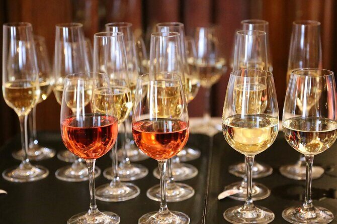 Mornington Peninsula Winery Bus Tour including lunch with a glass of wine - Practical Tips for Travelers