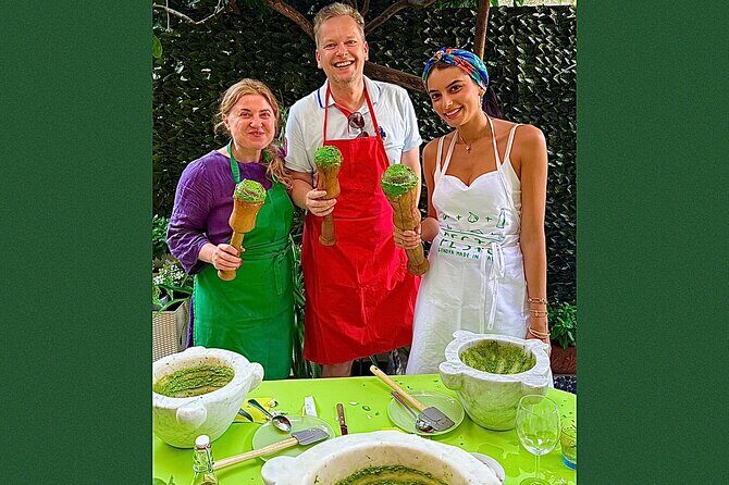 Mortar pesto lesson with World Champion and local Menu - Introduction