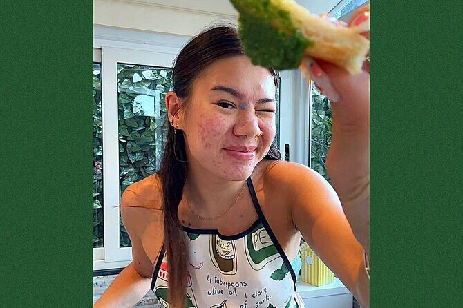 Mortar pesto lesson with World Champion and local Menu - Who Should Book This Experience?