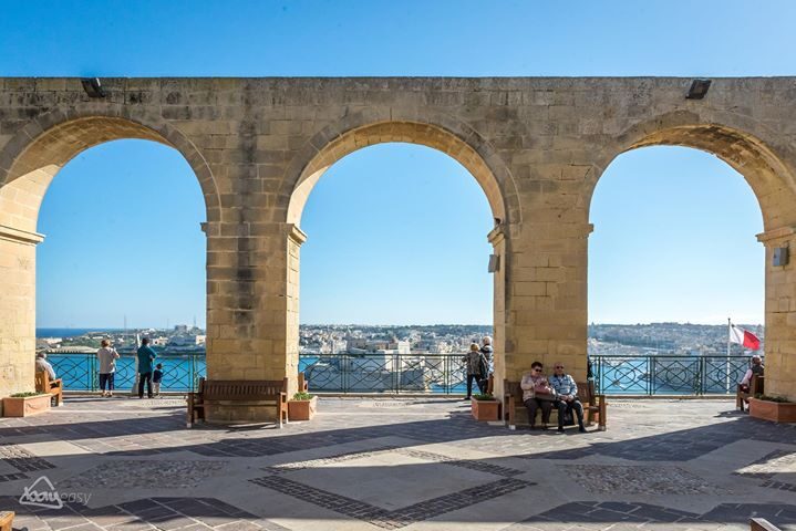 Mosta, Crafts Village, Mdina & Valletta Full-Day inc Platter - Malta Full-Day Tour: Mosta, Crafts Village, Mdina & Valletta with Platter