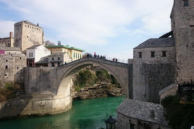 Mostar Private Walking Tour - where East meets West - Relaxing in Park Zrinjevac & the Peace Bell Tower
