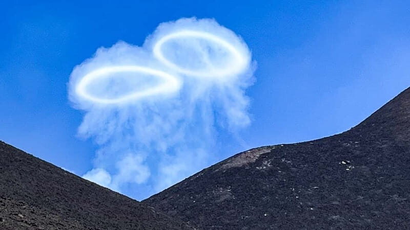 Mount Etna: Trek to 3000m with cable car and 4x4 - The 4x4 and On-Foot Ascent to 3000m