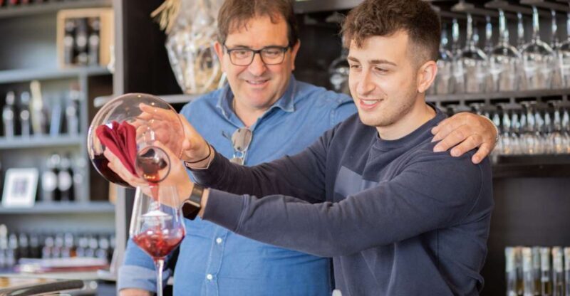 Mount Vesuvius: Vineyard Tour with Wine Tasting and Lunch - Key Points