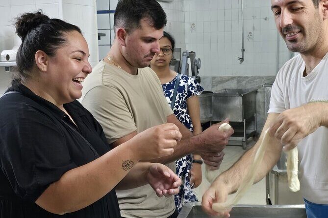 Mozzarella Experience and tasting in Naples - Key Points