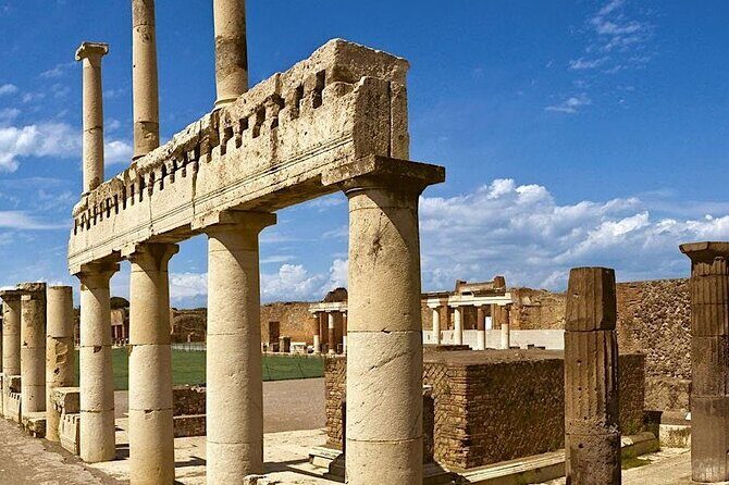 Mt. Vesuvius and Pompeii Full-Day Tour from Sorrento - The Lunch Experience