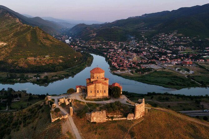 Mtskheta, Gori, Uplistsikhe Guided Tour - Food, Transport, and Group Dynamics