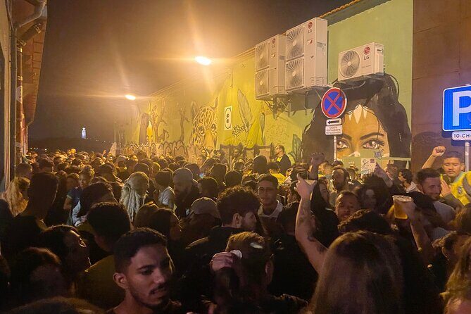 Multicultural Lisbon Walk: Food Tastings, Stories & Live Music - Authenticity and Local Connections