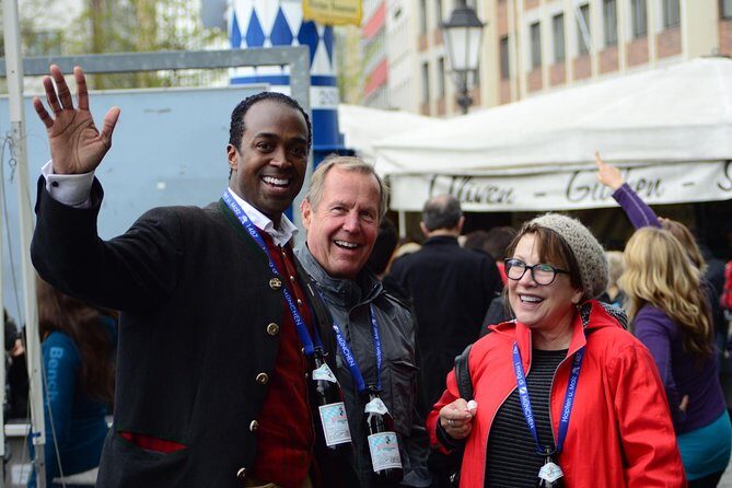 Munich City Walking Tour, includes Third Reich & Viktualienmarkt - Key Points: