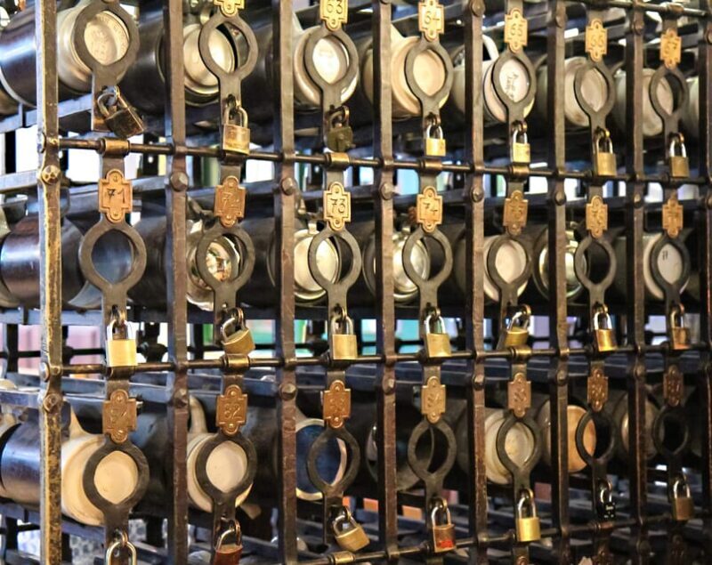 Munich: Food Tour Beer- 3 small beers & "Brotzeit" in GERMAN - Key Points