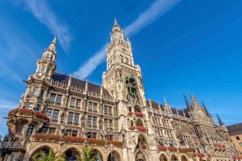 Munich: Old Town Walking Tour - Key Points