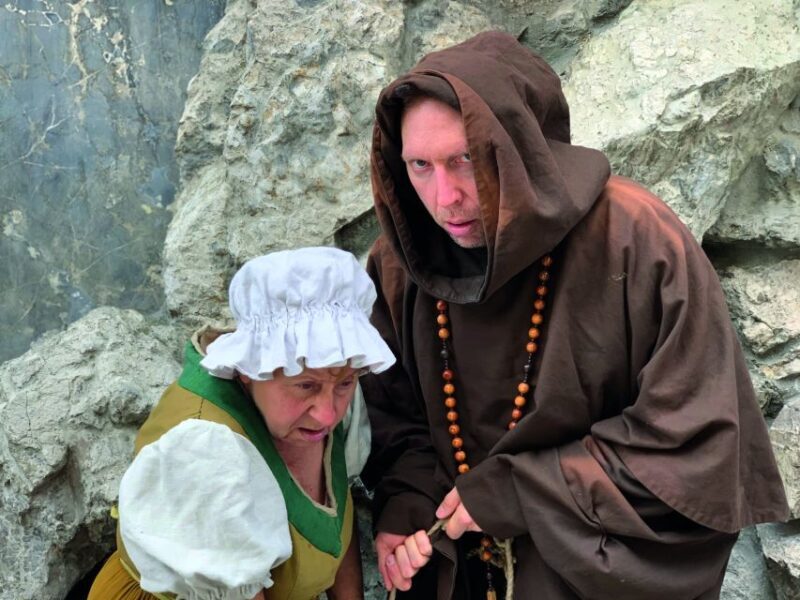 Munich: Scary Tour with actors in GERMAN - Practical Tips for Travelers