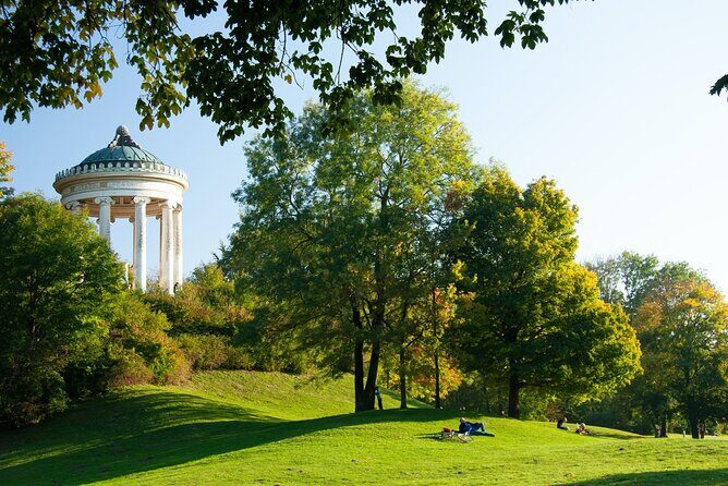 Munich Scavenger Hunt and Sights Self-Guided Tour - Authentic Experiences & Reviewer Insights