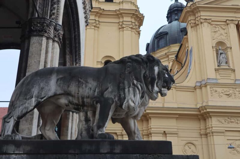 Munich: "The Beginning and the End of the Third Reich" Walking Tour - The Experience in Detail