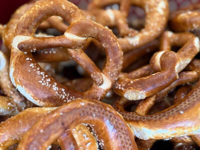 Munich: Viktualienmarkt & Altstadt Food Tour - Who Would Love This Tour?