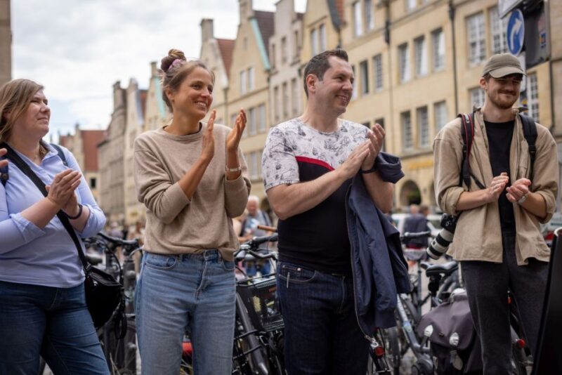 Münster: Old Town Historical Walking Tour by "Geo Epoche" - FAQ