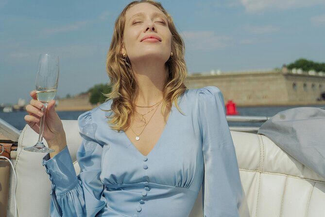 Murano : Boat Tour, Glassworks and Blow moulding Demonstration - FAQ