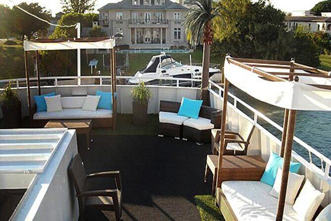 Musette Yacht Fort Lauderdale New Year's Eve Party Cruise - The Experience: What to Expect Aboard the Musette Yacht