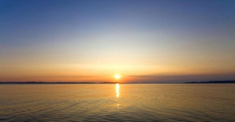 Mykonos: Semi-Prive Aegean Sunset Cruise with Mykonian Snack - A Relaxed Yet Rich Experience on the Aegean  