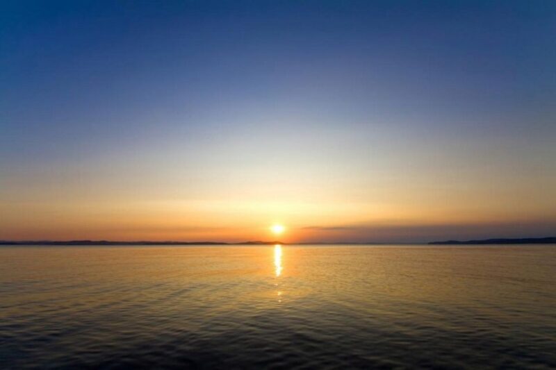 Mykonos: Semi-Prive Aegean Sunset Cruise with Mykonian Snack - Authenticity and Expertise: What Sets This Tour Apart  