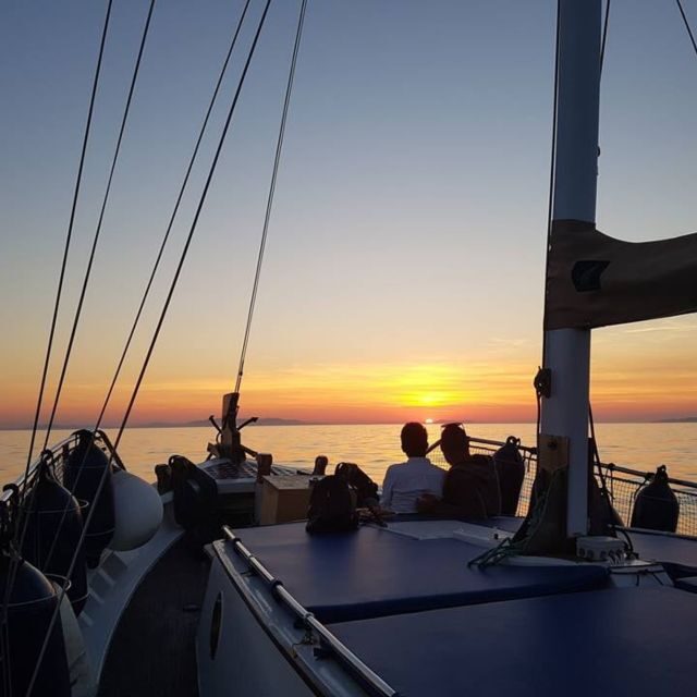 Mykonos: Sunset Boat Trip with Snacks and Drinks - Key Points