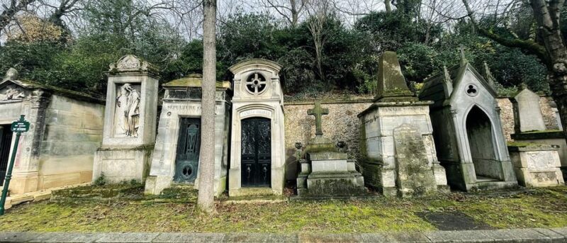 Mysteries of Père Lachaise - Why This Tour Might Be Perfect for You