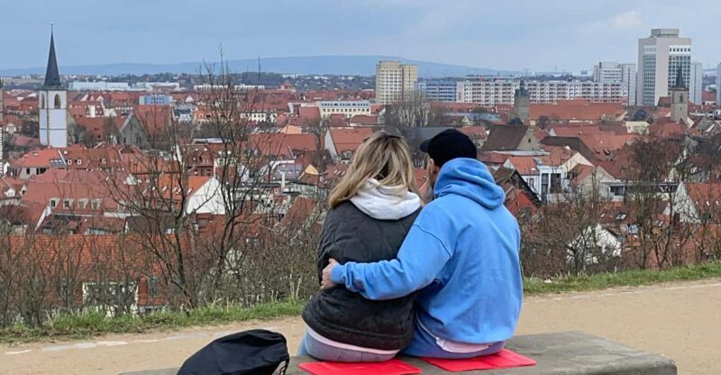 Mystery Backpack 2p: explore the city with an Erfurt novel - Key Points