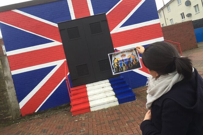 N0 1 Belfast black cab Irish and British mural 2hr private tour - Who Should Book This Tour?