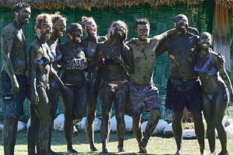 Nadi: Private Tour with Temple, Garden, Markets & Mud Pools - Exploring Nadi: A Balanced Look at the Private Temple, Garden, Markets & Mud Pools Tour