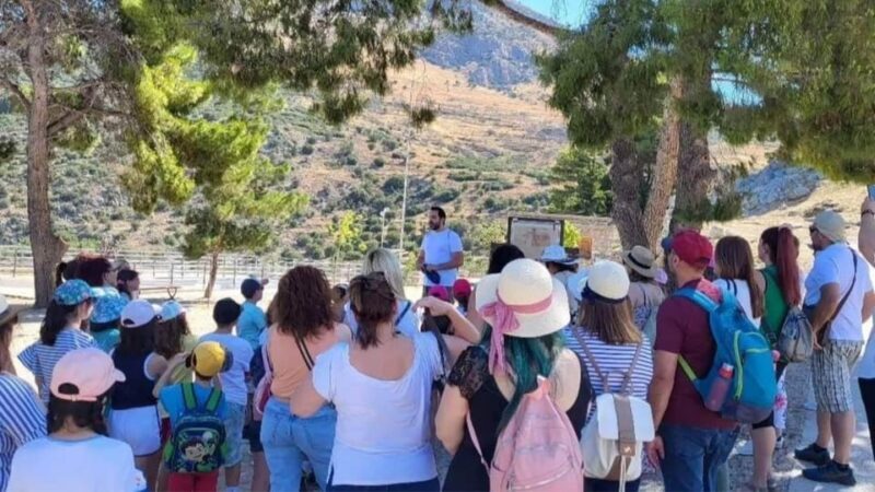 Náfplio: Private walking tour with a local tour guide - Discover Nafplio: A Private Walking Tour with a Local Guide