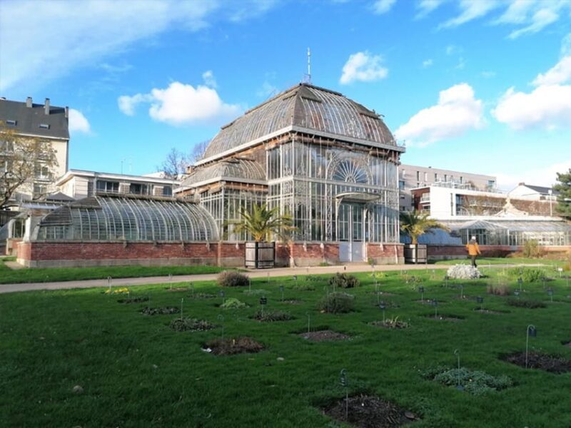 Nantes: Escape Game Outdoor - The elixir of the alchemist - FAQs