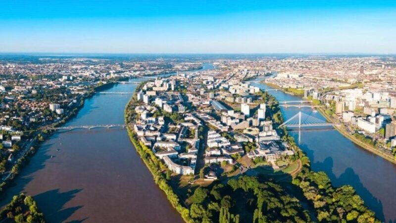 Nantes : Must-see Attractions Walking Tour - Introduction