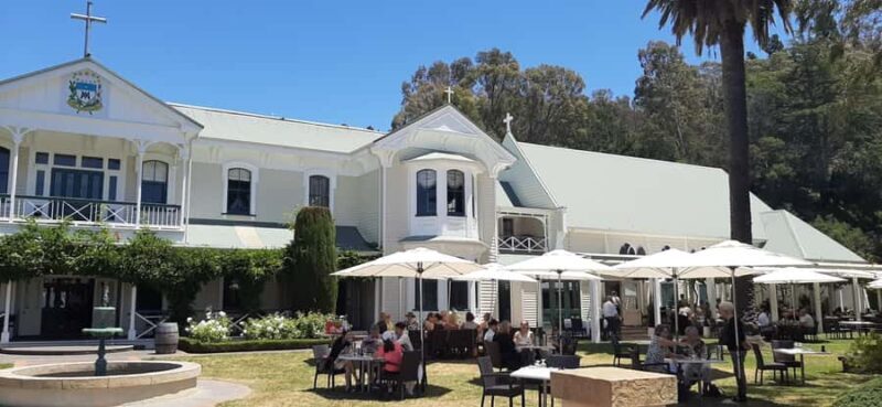 Napier: Afternoon Winery Tour Tasting at 3 Great Wineries - Key Points