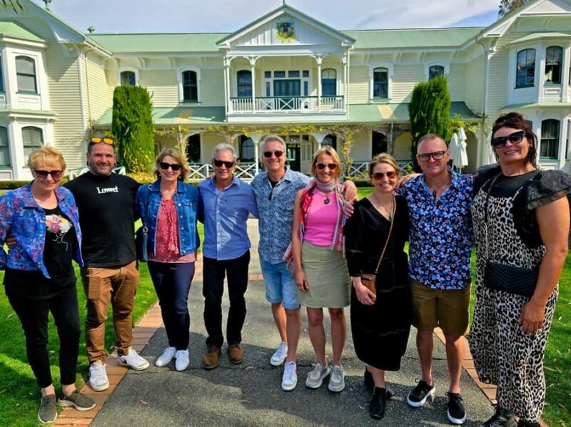 Napier: Afternoon Winery Tour Tasting at 3 Great Wineries - The Experience in Detail