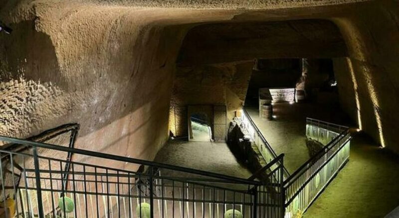 Naples: City and Lapis Museum Tour with an Archaeologist - Exploring Naples Below Ground: A Unique Archaeological Journey