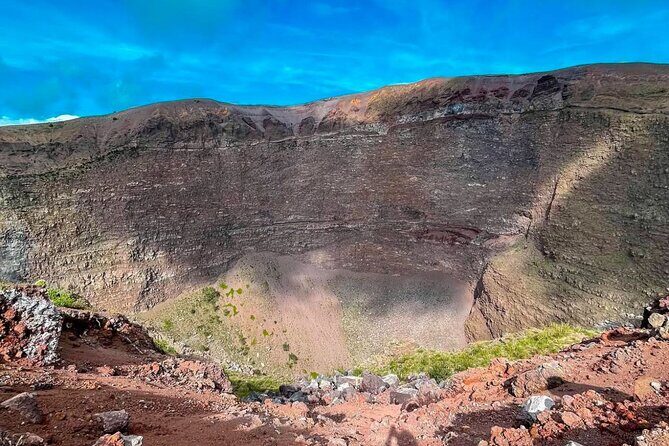 Naples DA Excursion: An adventure on Mount Vesuvius all to yourself - Who is this tour best suited for?