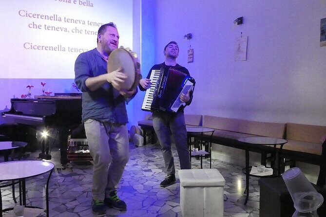 Naples Folklore: A Unique Concert of Traditional Neapolitan Music - An In-Depth Look at the Naples Folklore Concert