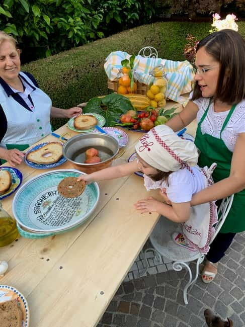 Naples: Mozzarella Experience, Taste of Southern Italy - A Classic Southern Italian Meal