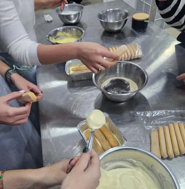 Naples: Neapolitan Pizza and Tiramisu Cooking Class - The Breakdown: Step-by-Step