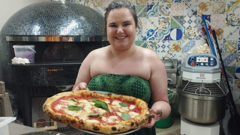 Naples: Pizza Making Class with Neapolitan Chef and drink - Authenticity and Local Flavor in Every Bite